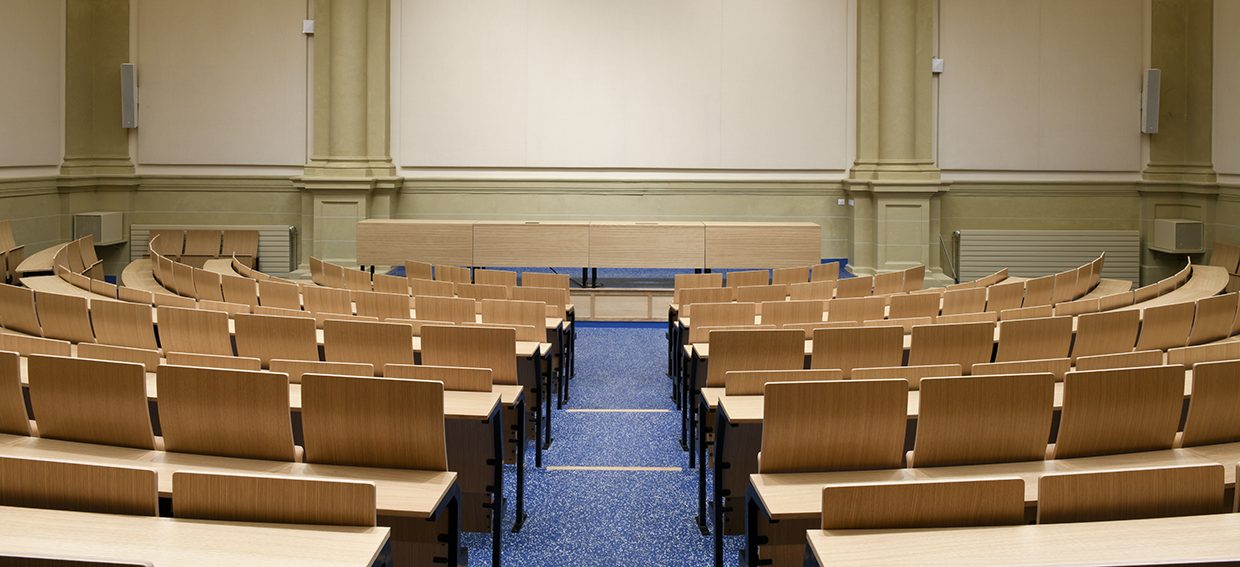 L’Amphithéâtre de la Société de Géographie accueille plusieurs cycles ...